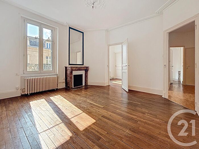 Appartement à vendre - Nancy, Poincaré, Foch, Anatole France, Croix de Bourgogne - 4 pièces - 2 chambres