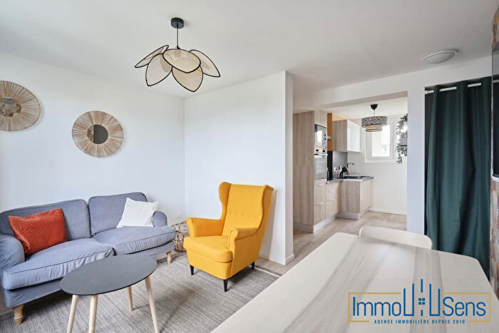 Appartement à louer - Vand uvre-lès-Nancy, Vandoeuvre-lès-Nancy - 4 pièces - 3 chambres