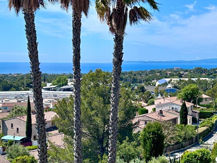Appartement 2 pièces à vendre - Saint-Raphaël, Veyssières