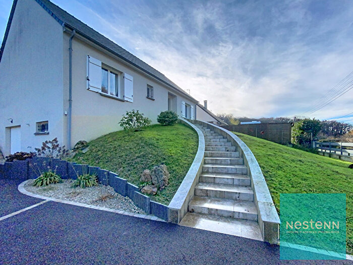 Maison à vendre - Saint-Ouen-les-Vignes - 5 pièces - 3 chambres