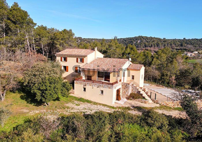 Maisons à vendre et appartements à louer - 1