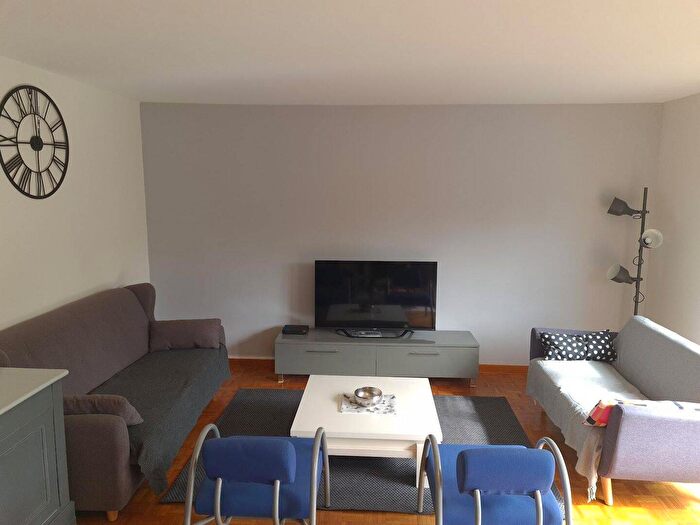 Appartement à louer - Reims - 5 pièces - 4 chambres