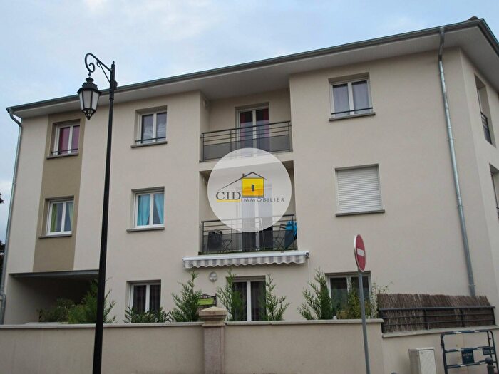 Appartement à louer - Saint-Laurent-de-Mure - 3 pièces - 2 chambres