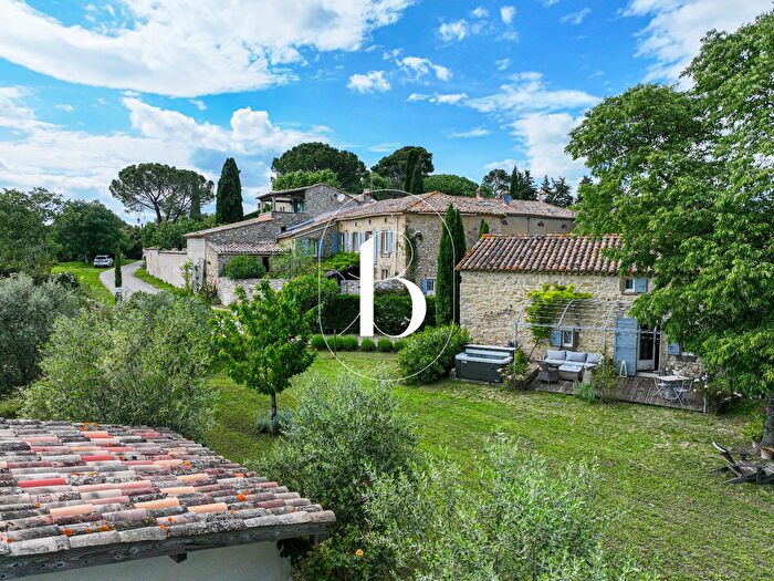 Maison à vendre - Uzès - 5 pièces - 4 chambres