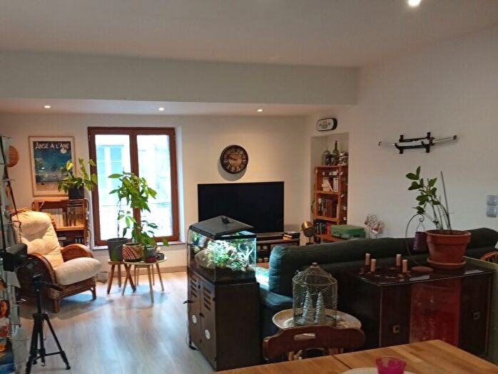 Appartement à louer - Montricoux - 3 pièces - 2 chambres