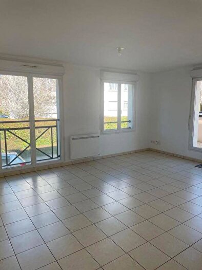 Appartement à louer - Montplaisir-Sous Le Bois-Douzies-Faubourg Saint Quentin, Maubeuge - 2 pièces - 1 chambre