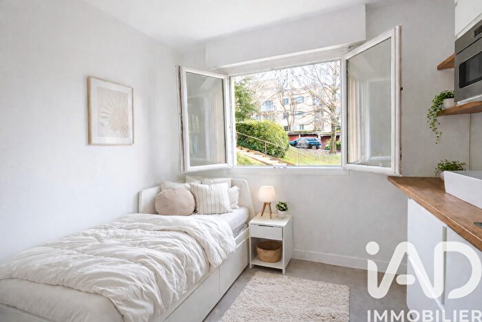 Appartement à vendre - Saint-Germain-en-Laye, Bergette, Debussy - 3 pièces