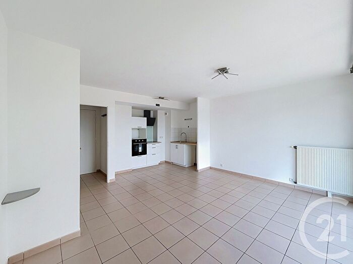 Savigny-le-Temple, Plessis-le-Roi - Appartement 3 pièces à vendre