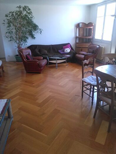 Appartement à louer - Marseille e , Vauban - 1 pièce