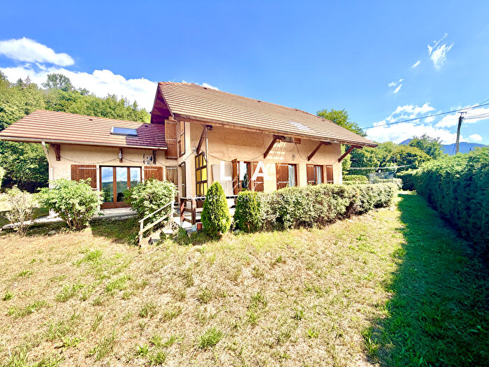 Maison 6 pièces à Buissard, à vendre