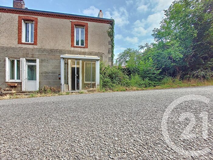 Maison à vendre - Saint-Sulpice-le-Guérétois - 6 pièces - 3 chambres