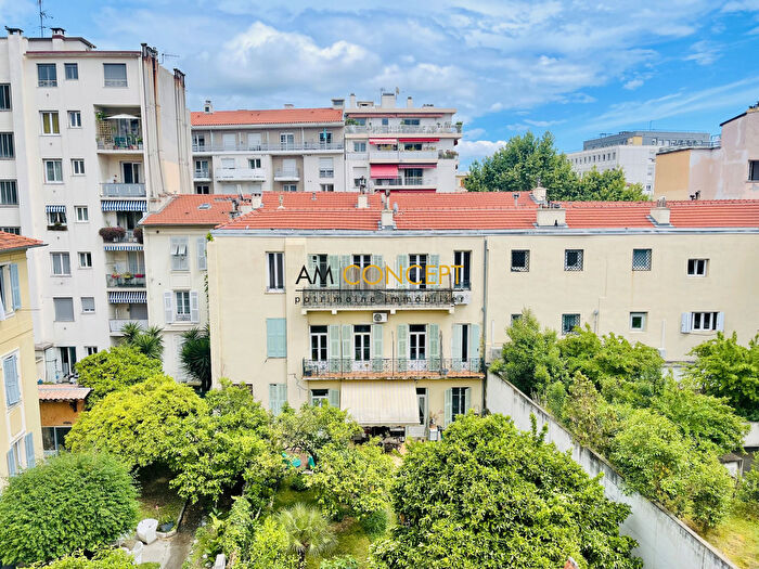 Nice, Borriglione : Appartement 4 pièces à vendre