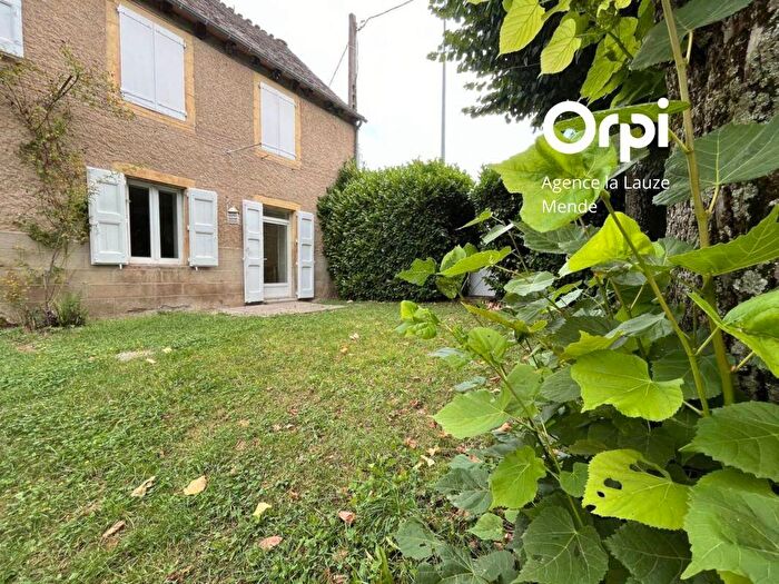 Maison à louer - Centre Ville, Mende - 4 pièces - 3 chambres