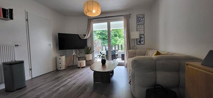 Le Coudraie, Poissy : Appartement 2 pièces à louer