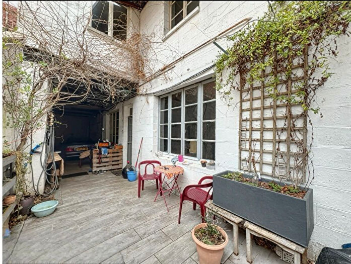 Maison à vendre - Saint-Clair-sur-Epte - 5 pièces - 4 chambres