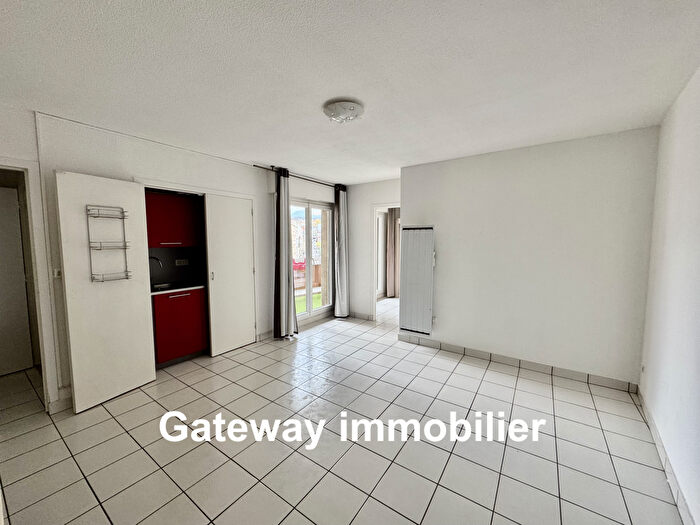 Appartement à louer - Clermont-Ferrand, Oradou - 2 pièces - 1 chambre
