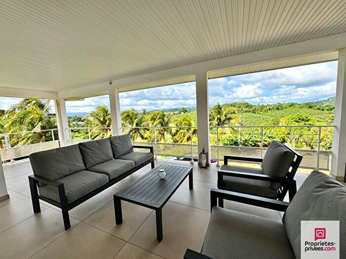 Maison à vendre - Le Lamentin - 3 pièces - 2 chambres