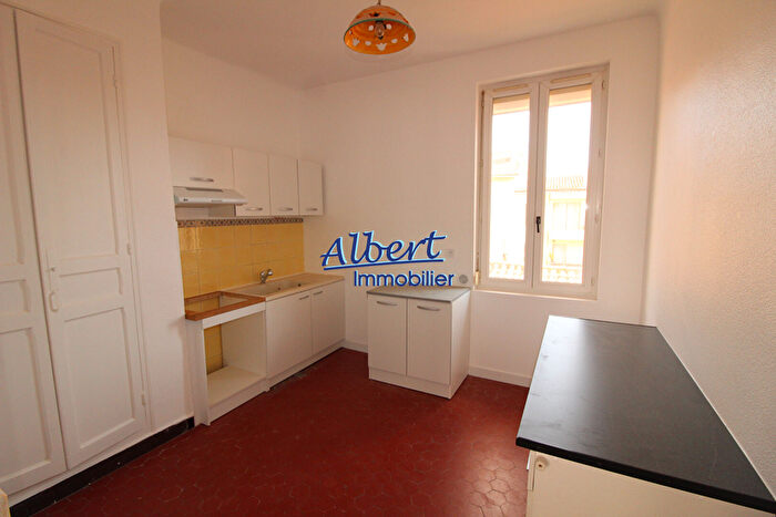 Toulon, Saint-Roch : Appartement 4 pièces à louer