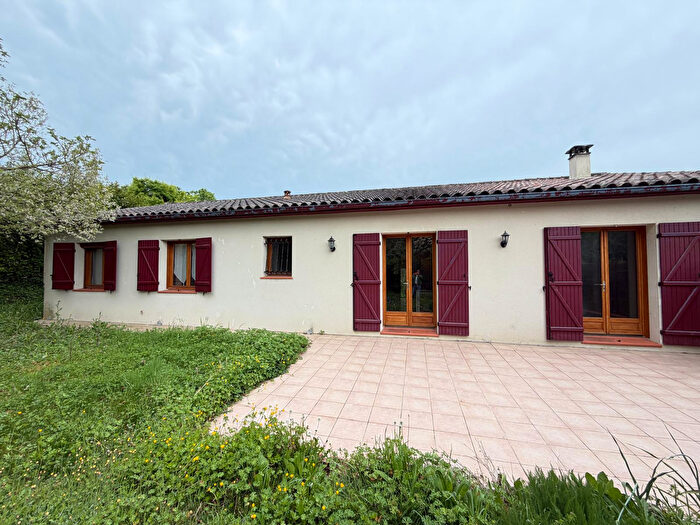Maison 6 pièces à Sainte-Colombe-en-Bruilhois, à vendre