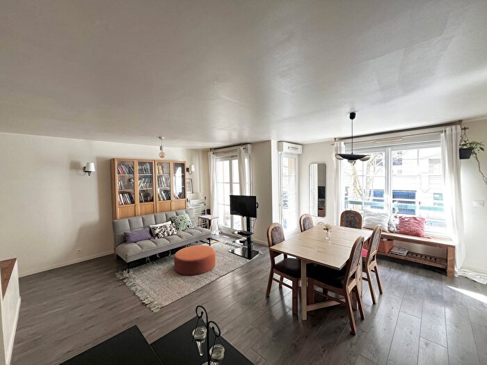 Appartement à louer - Faubourg de lArche, Courbevoie - 3 pièces - 2 chambres