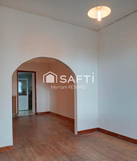 Saintes, La Gare, Sébastien de Brouard, La Fenêtre - Maison 3 pièces à vendre