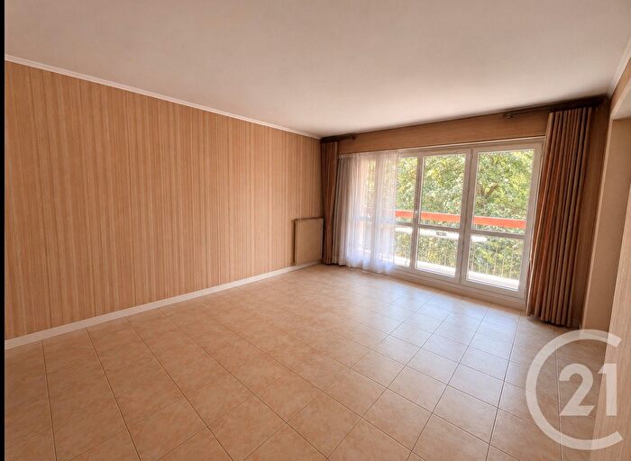 Appartement 4 pièces à vendre - Évry, Village