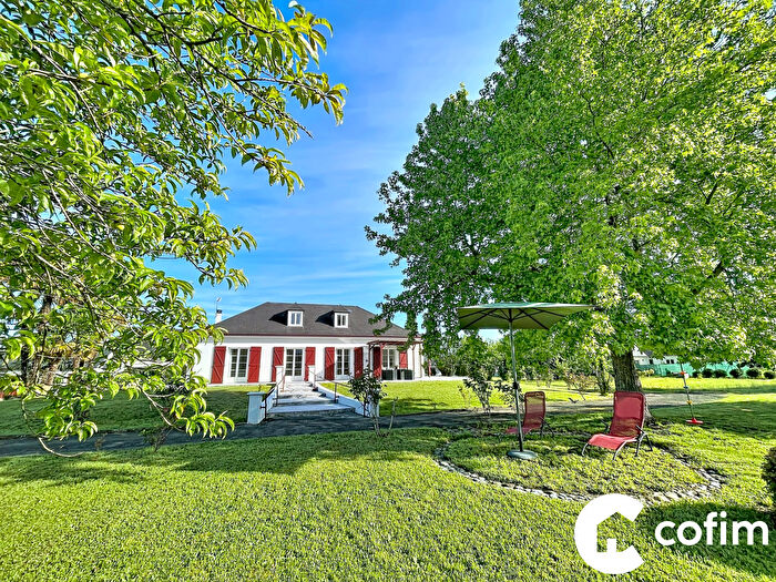 Nay - Maison 5 pièces à vendre