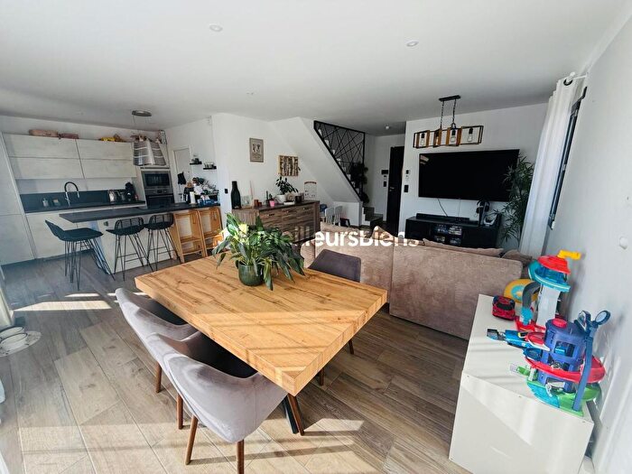 Maison à vendre - Pézilla-la-Rivière - 4 pièces - 3 chambres