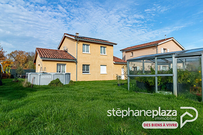 Maison à vendre - Corcelles-en-Beaujolais - 6 pièces - 4 chambres