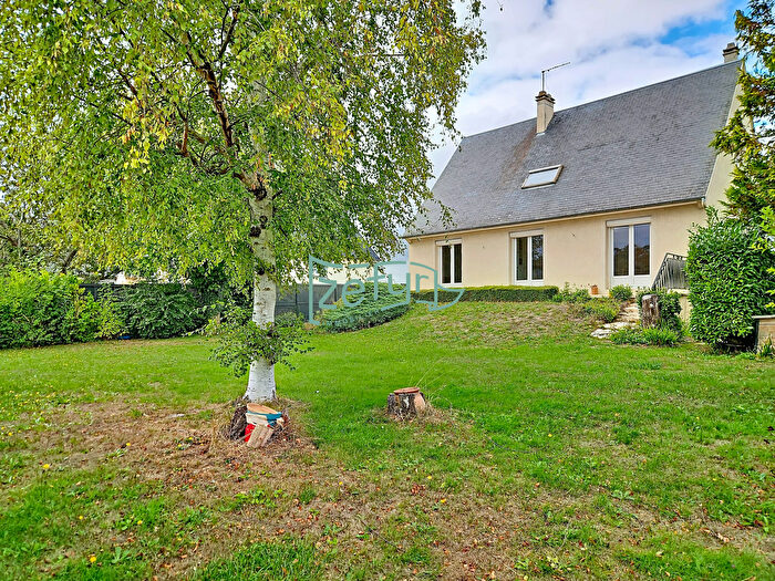 Maison 6 pièces à Saint-Germain-la-Blanche-Herbe, à vendre