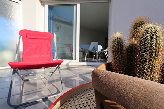 Appartement à vendre - Royan, Centre-ville - 3 pièces - 2 chambres