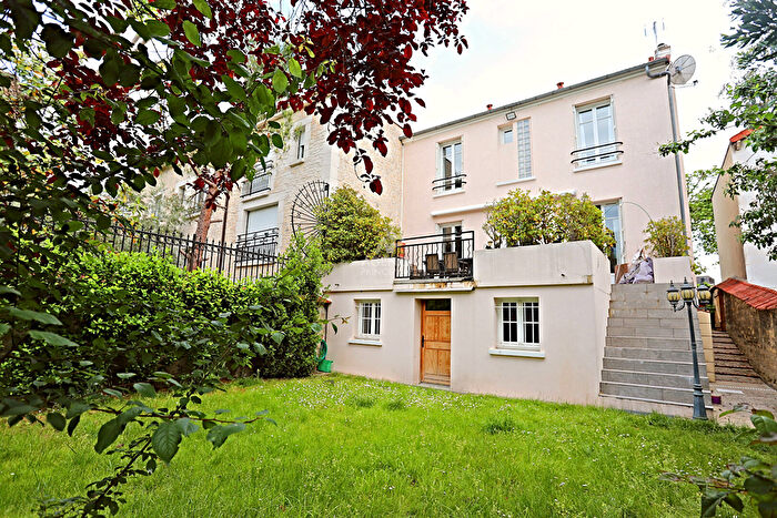 Maison 6 pièces à vendre - Nanterre, Centre-ville