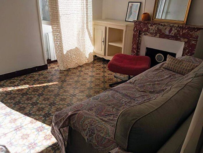 Castellane, Marseille 6ème arrondissement : Appartement 1 pièce à louer