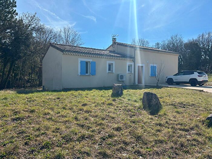 Maison à louer - Espeluche - 4 pièces - 3 chambres