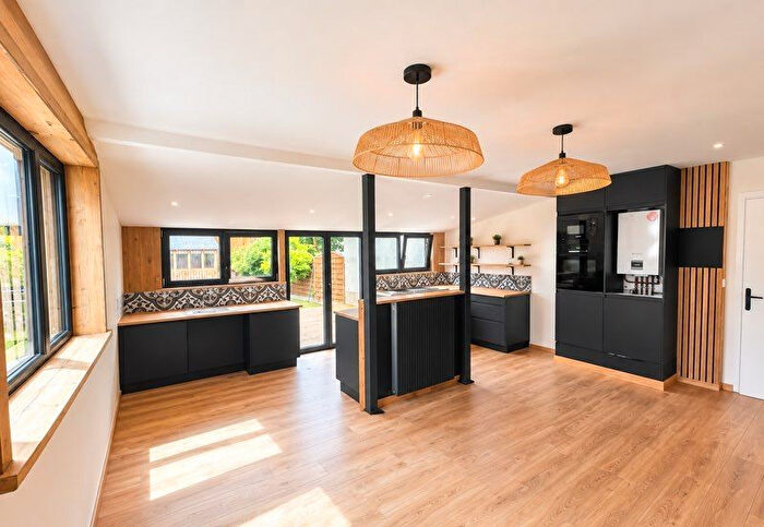 Tiercé : Maison 5 pièces à vendre