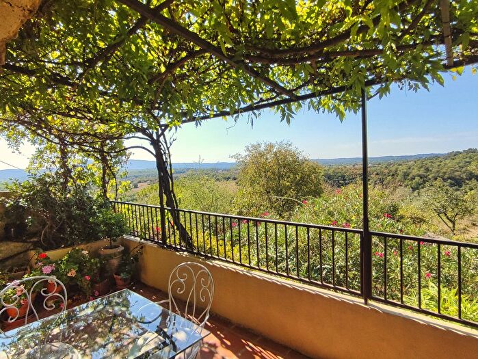 Maison 8 pièces à Rousson, à vendre