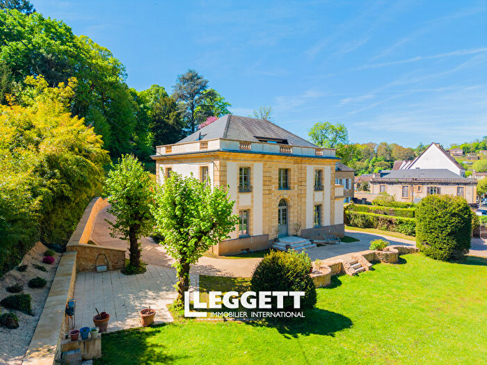 Maison 10 pièces à Sarlat-la-Canéda, à vendre