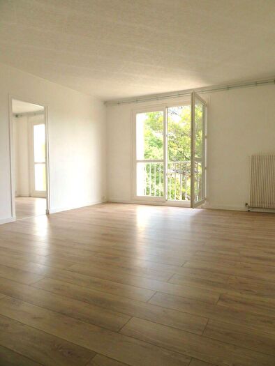 Appartement à louer - La Gazelle, Nîmes - 3 pièces - 2 chambres