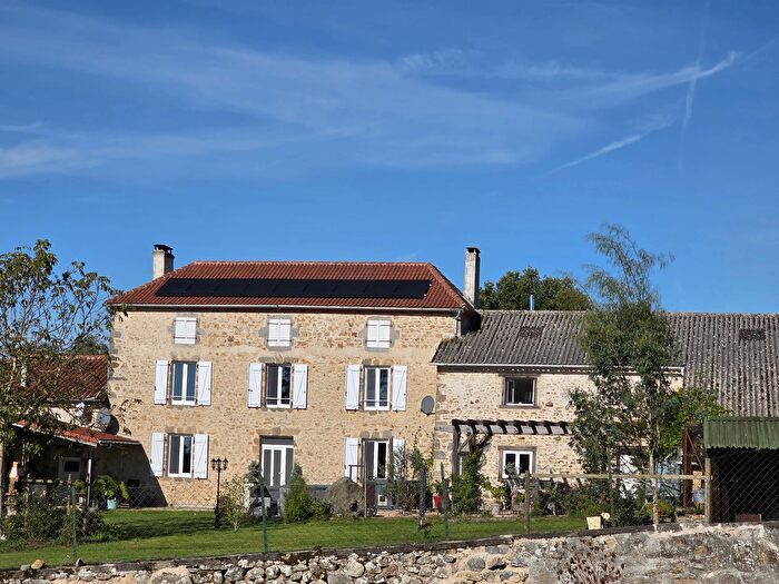 Maison 9 pièces à vendre - Oradour-Saint-Genest