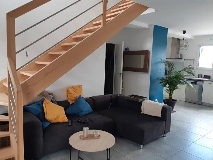 Centre Ville, Vertou : Maison 4 pièces à louer