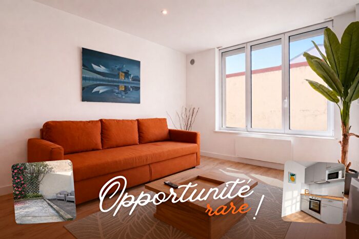 Appartement à vendre - Saint-Étienne, Centre-ville, Peuple, Chavanelle - 2 pièces - 1 chambre