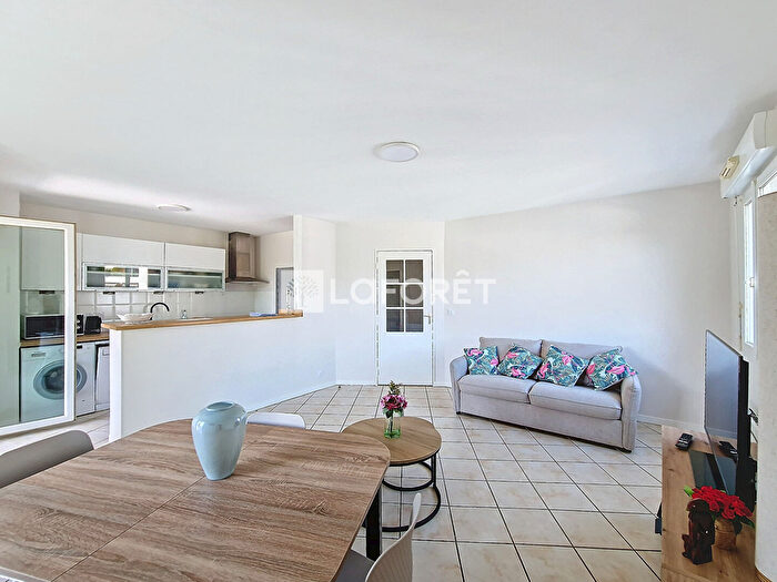 Appartement à louer - Pau, Centre-ville - 3 pièces - 2 chambres