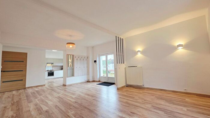 Maison à vendre - Mehun-sur-Yèvre - 3 pièces - 2 chambres