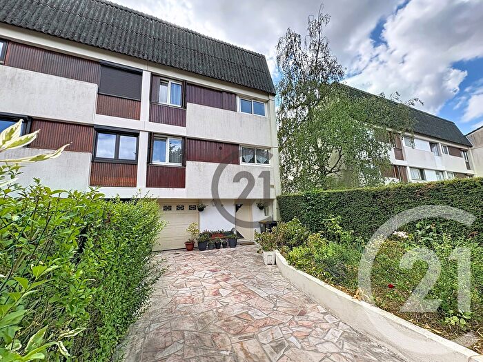 Maison 5 pièces à vendre à Pontault-Combault, Orme au Charron