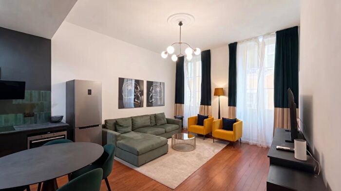 Appartement 4 pièces à vendre à Nice, Vieux Nice