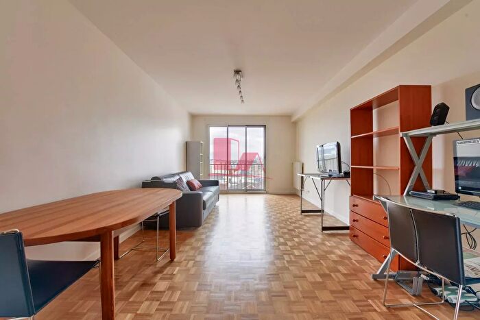 Appartement à vendre - Vanves, Centre Saint-Rémy - 4 pièces - 3 chambres