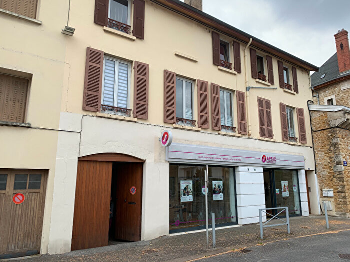 Ambérieu-en-Bugey, Centre-ville : Appartement 4 pièces à vendre