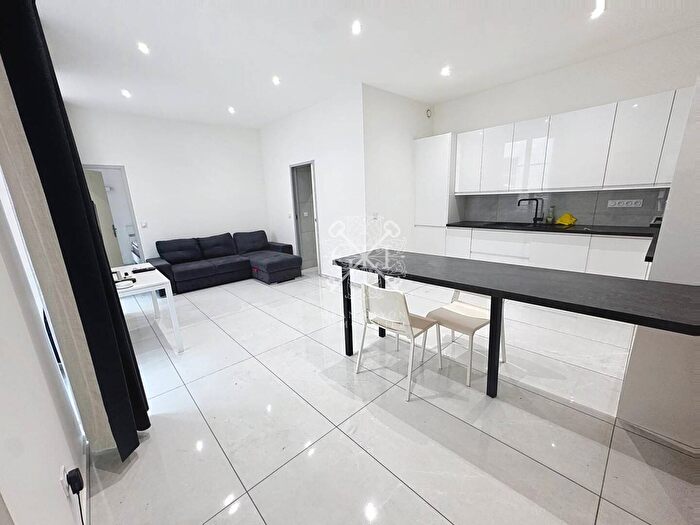 Appartement à louer - Part-Dieu, Lyon ème arrondissement - 2 pièces - 1 chambre