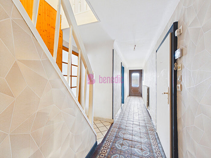 Maison à vendre - Seingbouse - 7 pièces - 4 chambres