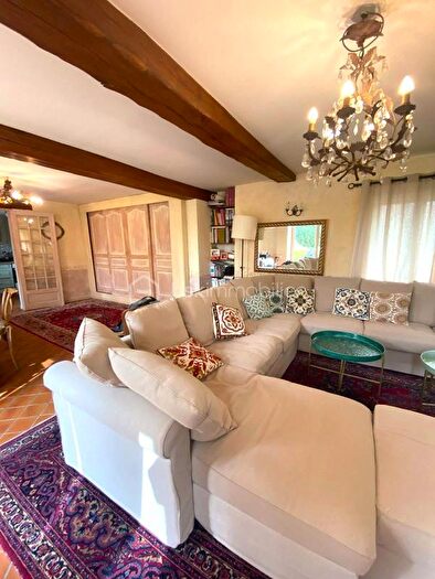 Maison 8 pièces à vendre à Faverolles